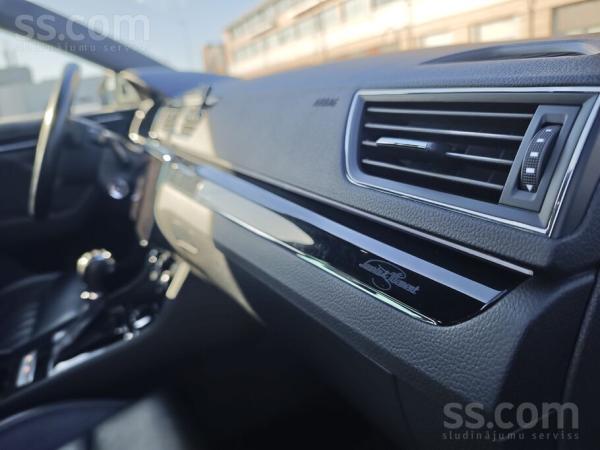 Balts Skoda SuperB 2019 Rīga, ar dzinēja tilpumu 2.00 L un nobraukumu 182 tūkst. km par 17399 €, foto 9 vietnē AUTOMOTO.COM.LV