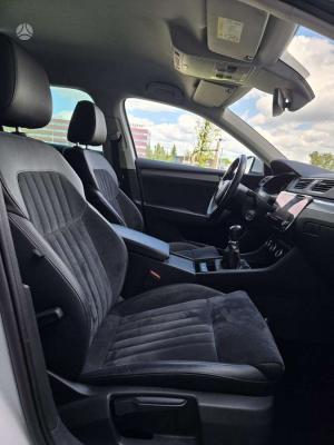 White Skoda SuperB 2019 in Vilnius, with an engine capacity of 1.97 L and mileage of 184 thousand km for 12699 €, photo 10 on AUTOMOTO.COM.LV