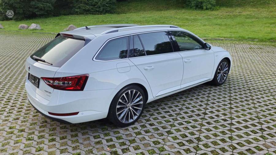 White Skoda SuperB 2019 in Vilnius, with an engine capacity of 2.00 L and mileage of 260 thousand km for 15800 €, photo 1 on AUTOMOTO.COM.LV