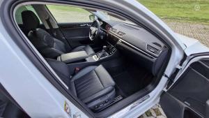 White Skoda SuperB 2019 in Vilnius, with an engine capacity of 2.00 L and mileage of 260 thousand km for 15800 €, photo 14 on AUTOMOTO.COM.LV