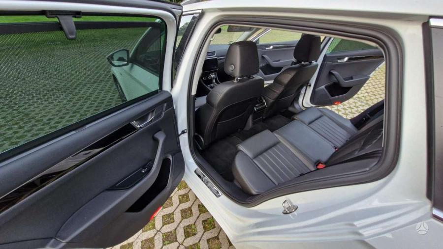 White Skoda SuperB 2019 in Vilnius, with an engine capacity of 2.00 L and mileage of 260 thousand km for 15800 €, photo 16 on AUTOMOTO.COM.LV