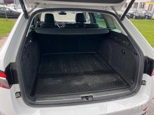 White Skoda SuperB 2019 in Limbazi, with an engine capacity of 2.00 L and mileage of 540 thousand km for 9950 €, photo 8 on AUTOMOTO.COM.LV