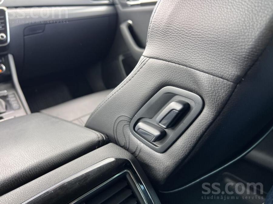 White Skoda SuperB 2019 in Limbazi, with an engine capacity of 2.00 L and mileage of 540 thousand km for 9950 €, photo 15 on AUTOMOTO.COM.LV