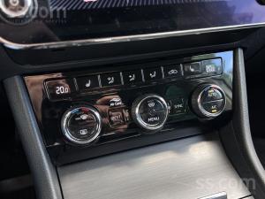 White Skoda SuperB 2019 in Limbazi, with an engine capacity of 2.00 L and mileage of 540 thousand km for 9950 €, photo 20 on AUTOMOTO.COM.LV