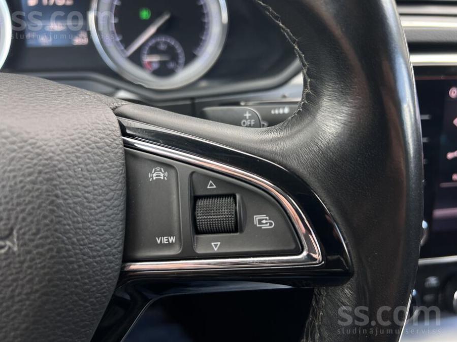 White Skoda SuperB 2019 in Limbazi, with an engine capacity of 2.00 L and mileage of 540 thousand km for 9950 €, photo 24 on AUTOMOTO.COM.LV
