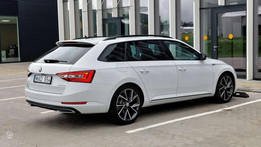 White Skoda SuperB 2019 in Vilnius, with an engine capacity of 1.97 L and mileage of 323 thousand km for 12500 €, photo 11 on AUTOMOTO.COM.LV