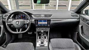 White Skoda SuperB 2019 in Vilnius, with an engine capacity of 1.97 L and mileage of 323 thousand km for 12500 €, photo 15 on AUTOMOTO.COM.LV
