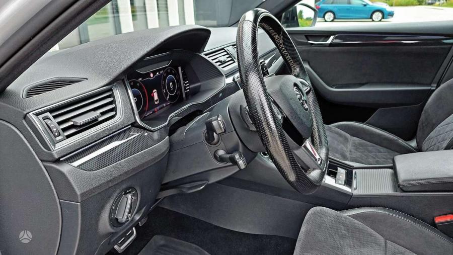 White Skoda SuperB 2019 in Vilnius, with an engine capacity of 1.97 L and mileage of 323 thousand km for 12500 €, photo 20 on AUTOMOTO.COM.LV