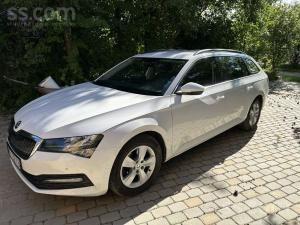 Balts Skoda SuperB 2020 Rīga, ar dzinēja tilpumu 2.00 L un nobraukumu 210 tūkst. km par 15900 €, foto 1 vietnē AUTOMOTO.COM.LV