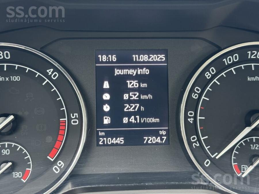 Balts Skoda SuperB 2020 Rīga, ar dzinēja tilpumu 2.00 L un nobraukumu 210 tūkst. km par 15900 €, foto 3 vietnē AUTOMOTO.COM.LV