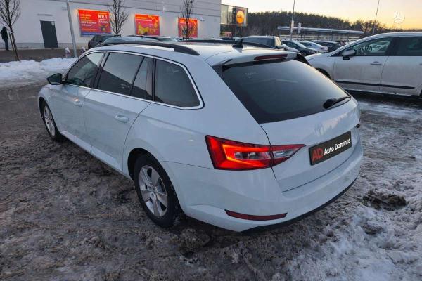 Balts Skoda SuperB 2020 Viļņa, ar dzinēja tilpumu 1.60 L un nobraukumu 179 tūkst. km par 13500 €, foto 3 vietnē AUTOMOTO.COM.LV