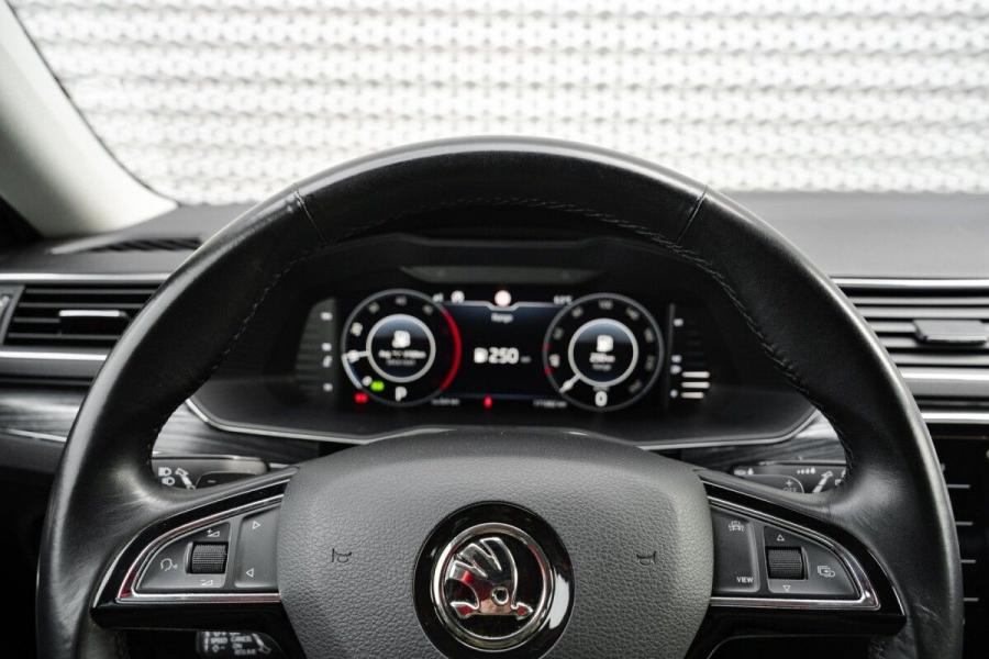 Balts Skoda SuperB 2020 Mārupe, ar dzinēja tilpumu 2.00 L un nobraukumu 171 tūkst. km par 16900 €, foto 13 vietnē AUTOMOTO.COM.LV