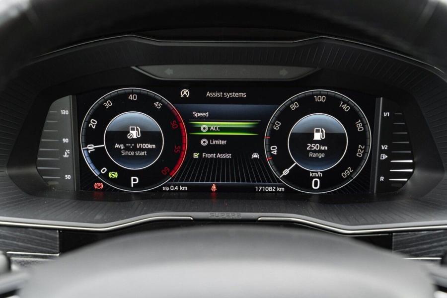 Balts Skoda SuperB 2020 Mārupe, ar dzinēja tilpumu 2.00 L un nobraukumu 171 tūkst. km par 16900 €, foto 14 vietnē AUTOMOTO.COM.LV