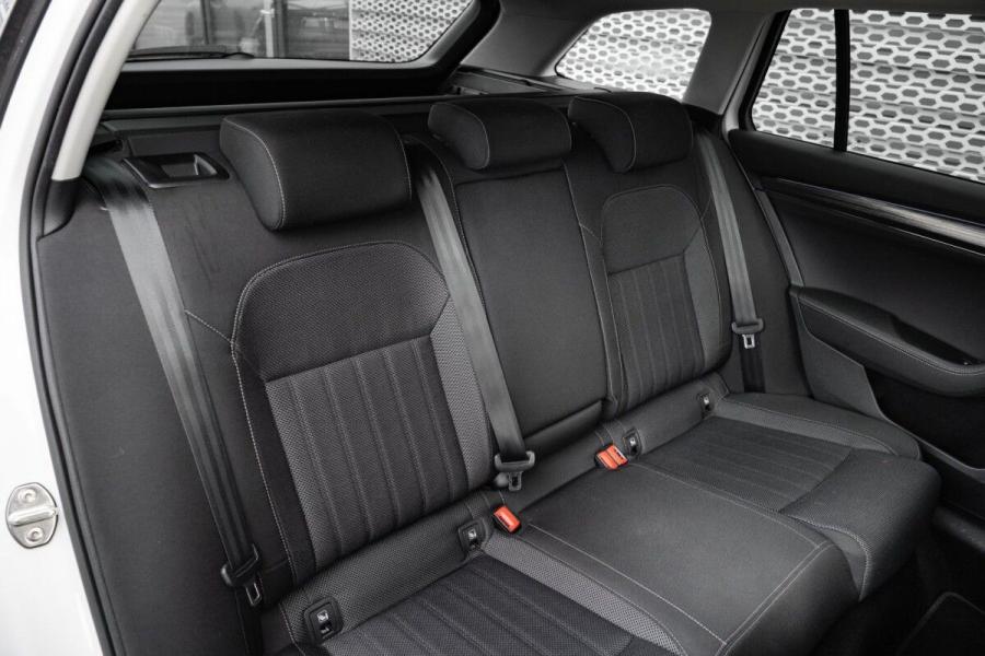 Balts Skoda SuperB 2020 Mārupe, ar dzinēja tilpumu 2.00 L un nobraukumu 171 tūkst. km par 16900 €, foto 23 vietnē AUTOMOTO.COM.LV