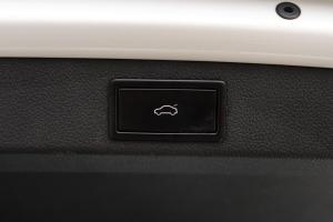 Balts Skoda SuperB 2020 Mārupe, ar dzinēja tilpumu 2.00 L un nobraukumu 171 tūkst. km par 16900 €, foto 26 vietnē AUTOMOTO.COM.LV