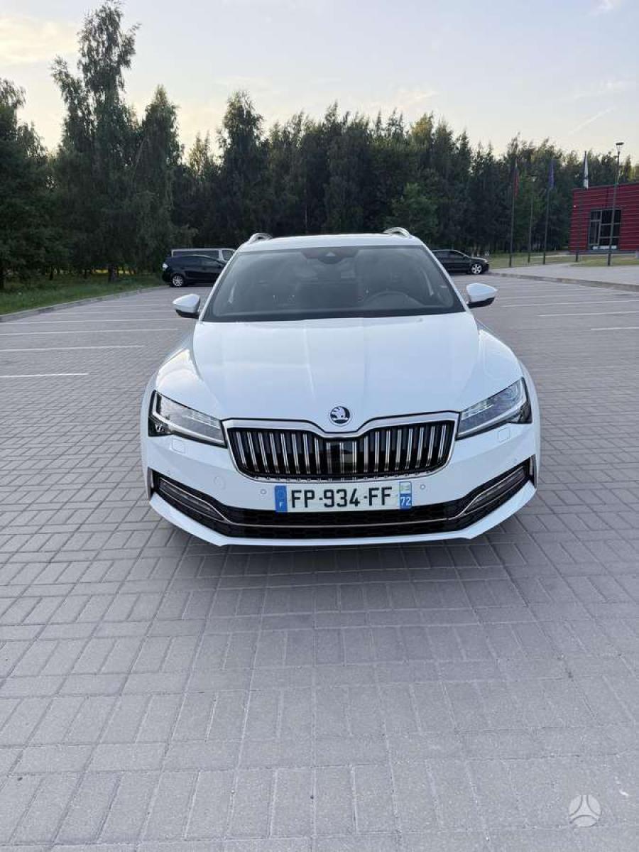 Balts Skoda SuperB 2020 Kauņa, ar dzinēja tilpumu 1.97 L un nobraukumu 285 tūkst. km par 14900 €, foto 3 vietnē AUTOMOTO.COM.LV