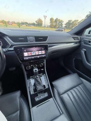 Balts Skoda SuperB 2020 Kauņa, ar dzinēja tilpumu 1.97 L un nobraukumu 285 tūkst. km par 14900 €, foto 19 vietnē AUTOMOTO.COM.LV