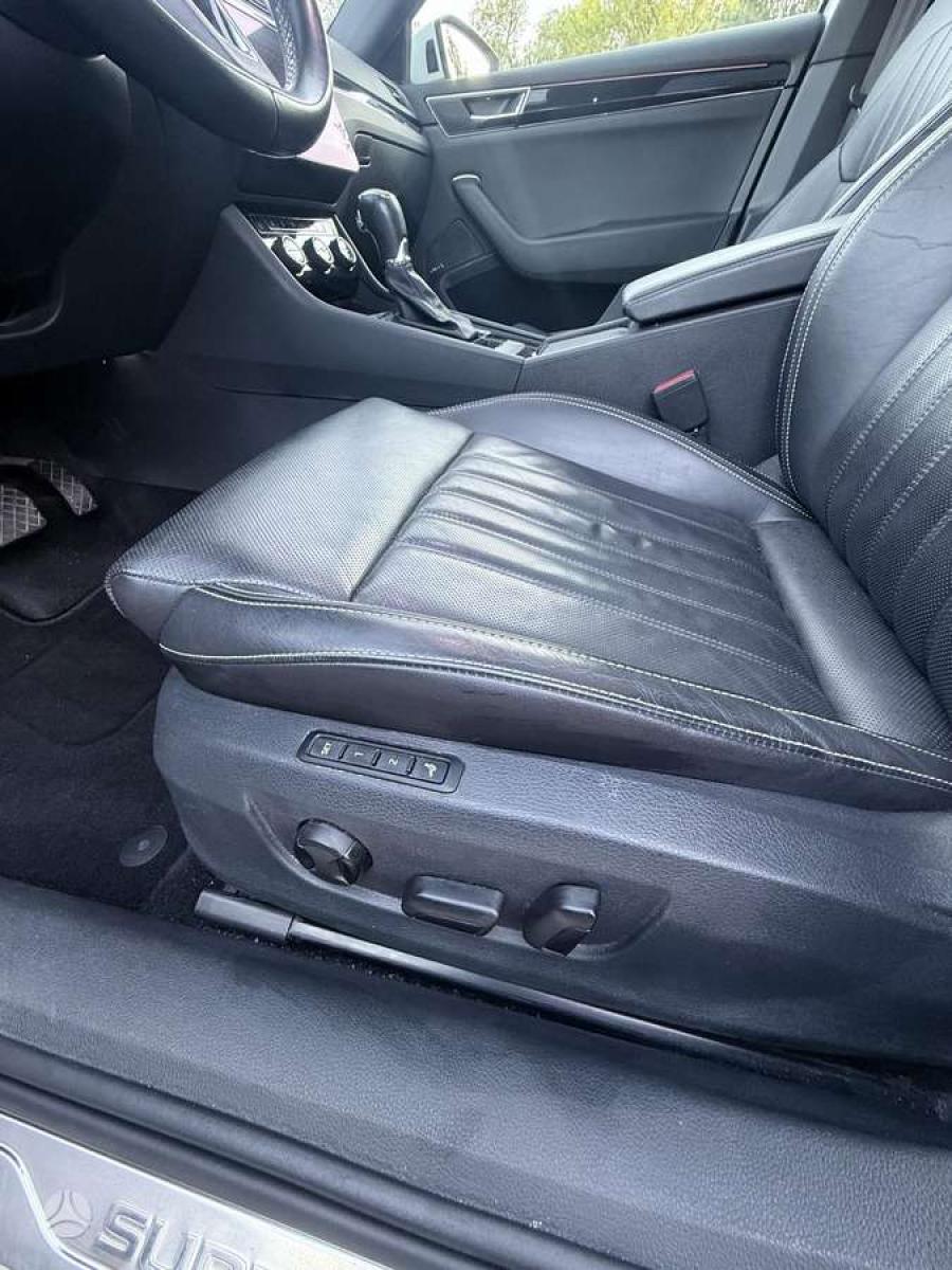 Balts Skoda SuperB 2020 Kauņa, ar dzinēja tilpumu 1.97 L un nobraukumu 285 tūkst. km par 14900 €, foto 21 vietnē AUTOMOTO.COM.LV