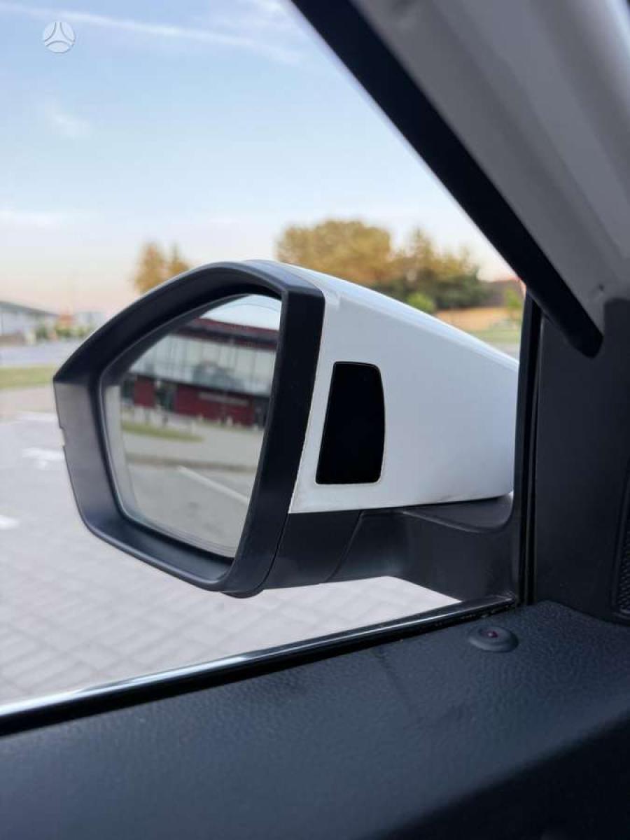 Balts Skoda SuperB 2020 Kauņa, ar dzinēja tilpumu 1.97 L un nobraukumu 285 tūkst. km par 14900 €, foto 28 vietnē AUTOMOTO.COM.LV
