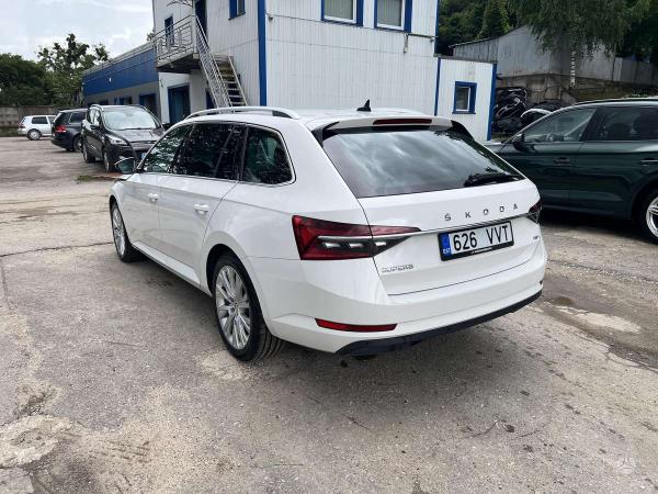 Balts Skoda SuperB 2020 Kauņa, ar dzinēja tilpumu 1.97 L un nobraukumu 125 tūkst. km par 9800 €, foto 4 vietnē AUTOMOTO.COM.LV