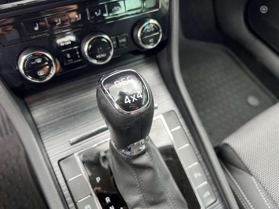 Balts Skoda SuperB 2020 Kauņa, ar dzinēja tilpumu 1.97 L un nobraukumu 125 tūkst. km par 9800 €, foto 21 vietnē AUTOMOTO.COM.LV