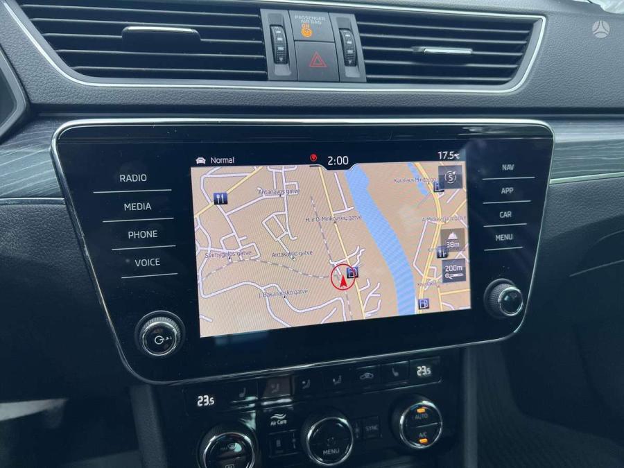 Balts Skoda SuperB 2020 Kauņa, ar dzinēja tilpumu 1.97 L un nobraukumu 125 tūkst. km par 9800 €, foto 23 vietnē AUTOMOTO.COM.LV