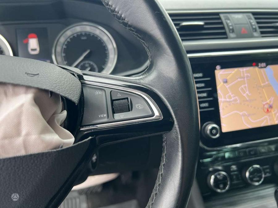 Balts Skoda SuperB 2020 Kauņa, ar dzinēja tilpumu 1.97 L un nobraukumu 125 tūkst. km par 9800 €, foto 31 vietnē AUTOMOTO.COM.LV