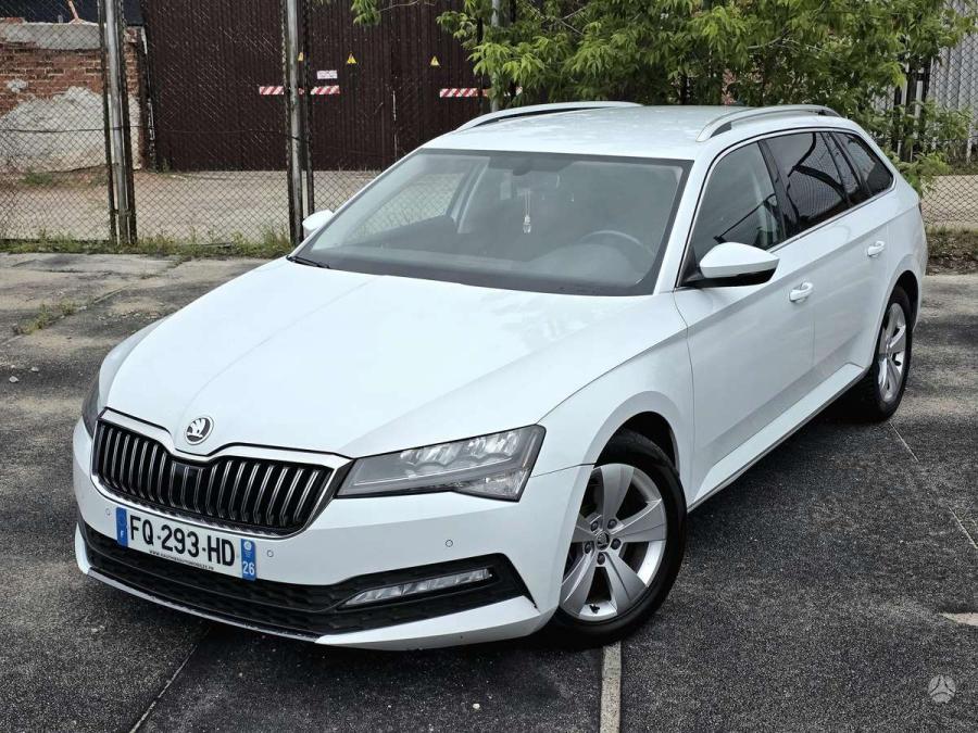 White Skoda SuperB 2020 in Vilnius, with an engine capacity of 1.97 L and mileage of 434 thousand km for 11200 €, photo 4 on AUTOMOTO.COM.LV