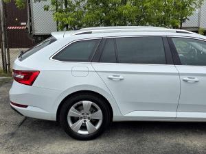 White Skoda SuperB 2020 in Vilnius, with an engine capacity of 1.97 L and mileage of 434 thousand km for 11200 €, photo 13 on AUTOMOTO.COM.LV