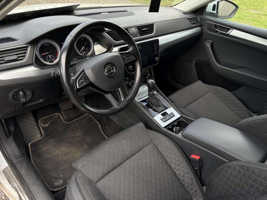 White Skoda SuperB 2020 in Ukmerge, with an engine capacity of 1.97 L and mileage of 397 thousand km for 5600 €, photo 10 on AUTOMOTO.COM.LV