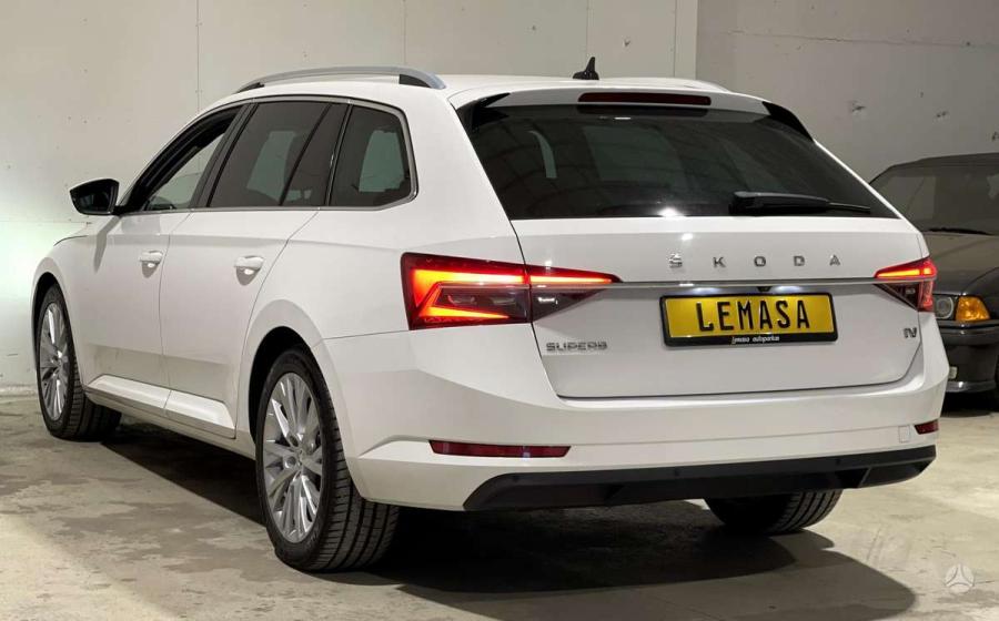 White Skoda SuperB 2020 in Klaipeda, with an engine capacity of 1.40 L and mileage of 259 thousand km for 14999 €, photo 6 on AUTOMOTO.COM.LV