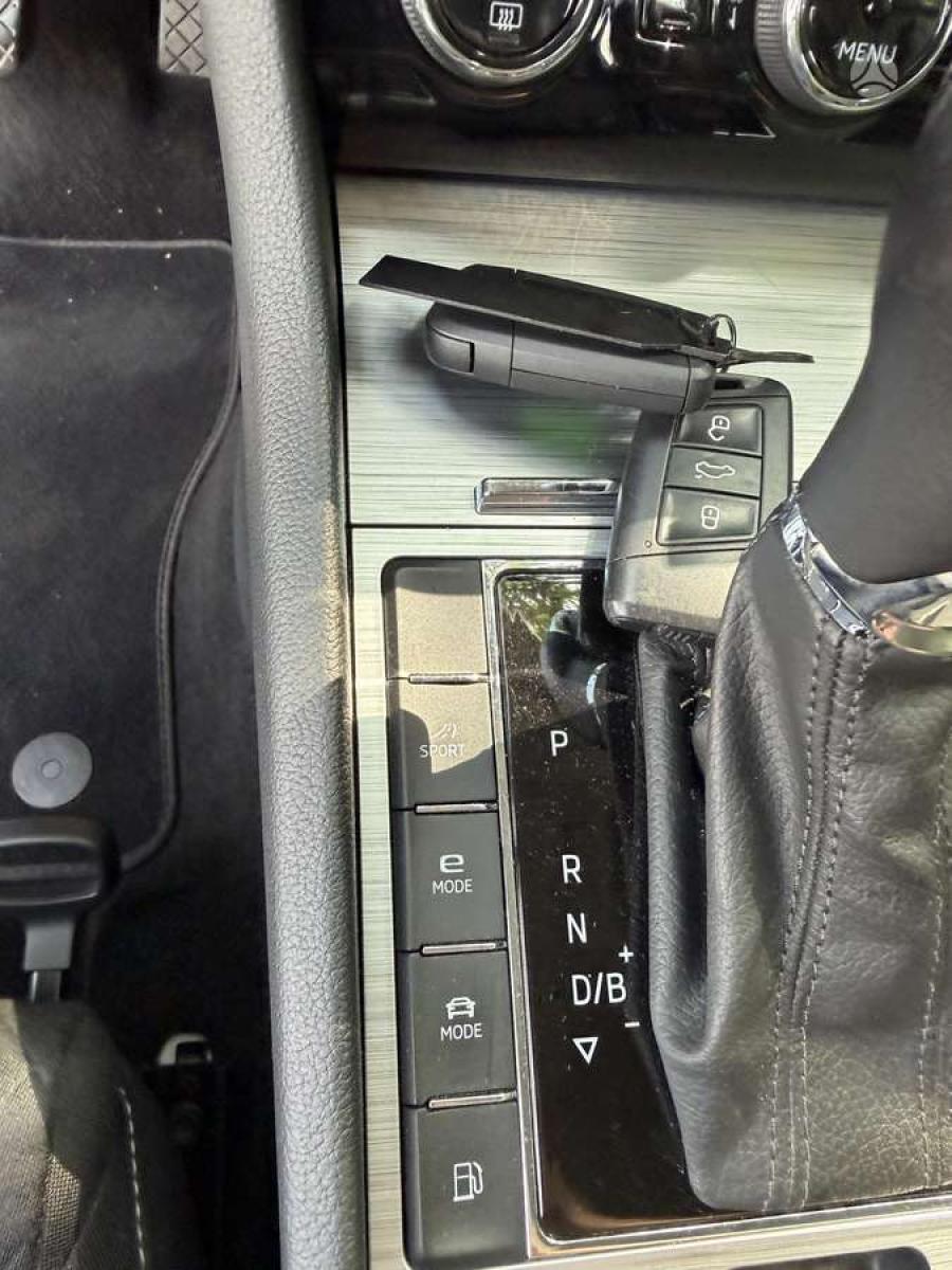 Balts Skoda SuperB 2020 Kauņa, ar dzinēja tilpumu 1.40 L un nobraukumu 108 tūkst. km par 15290 €, foto 21 vietnē AUTOMOTO.COM.LV