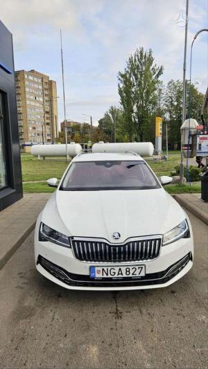 Белый Шкода Суперб 2020 в Каунас, объемом двигателя 1.50 л и пробегом 210 тыс. км за 14000 €, фото 9 на AUTOMOTO.COM.LV