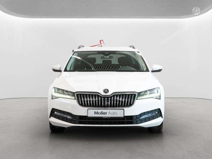 White Skoda SuperB 2021 in Vilnius, with an engine capacity of 2.00 L and mileage of 157 thousand km for 15972 €, photo 2 on AUTOMOTO.COM.LV