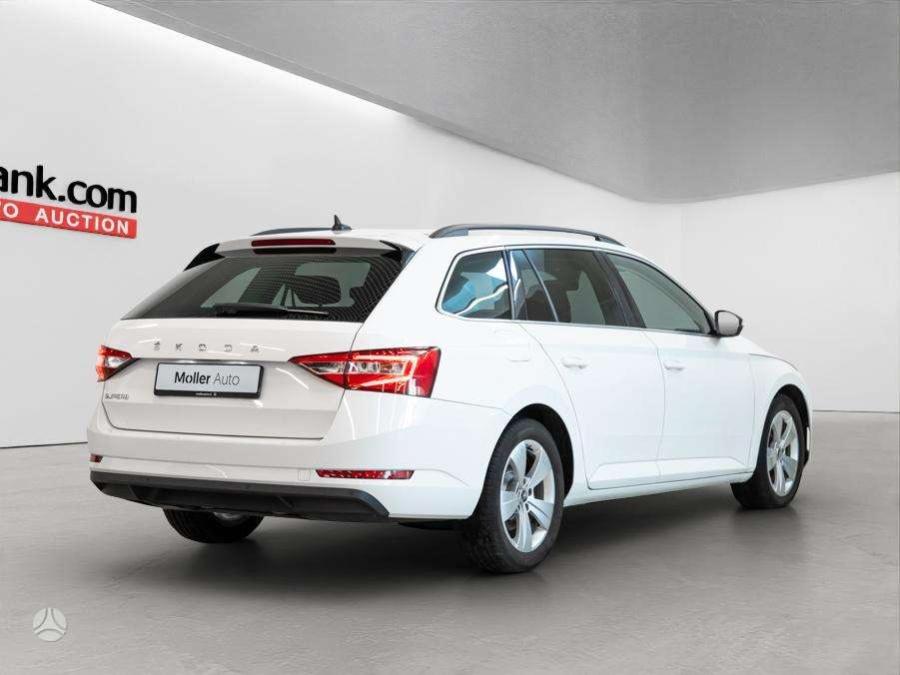White Skoda SuperB 2021 in Vilnius, with an engine capacity of 2.00 L and mileage of 157 thousand km for 15972 €, photo 4 on AUTOMOTO.COM.LV