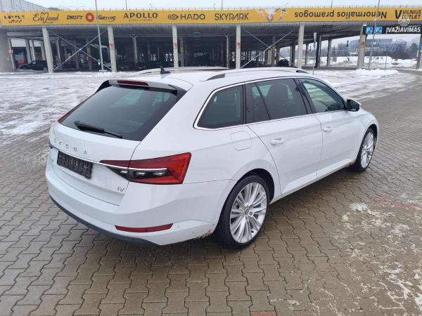 White Skoda SuperB 2021 in Vilnius, with an engine capacity of 1.40 L and mileage of 231 thousand km for 15990 €, photo 4 on AUTOMOTO.COM.LV