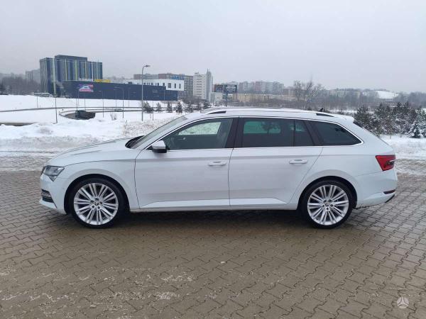 White Skoda SuperB 2021 in Vilnius, with an engine capacity of 1.40 L and mileage of 231 thousand km for 15990 €, photo 7 on AUTOMOTO.COM.LV