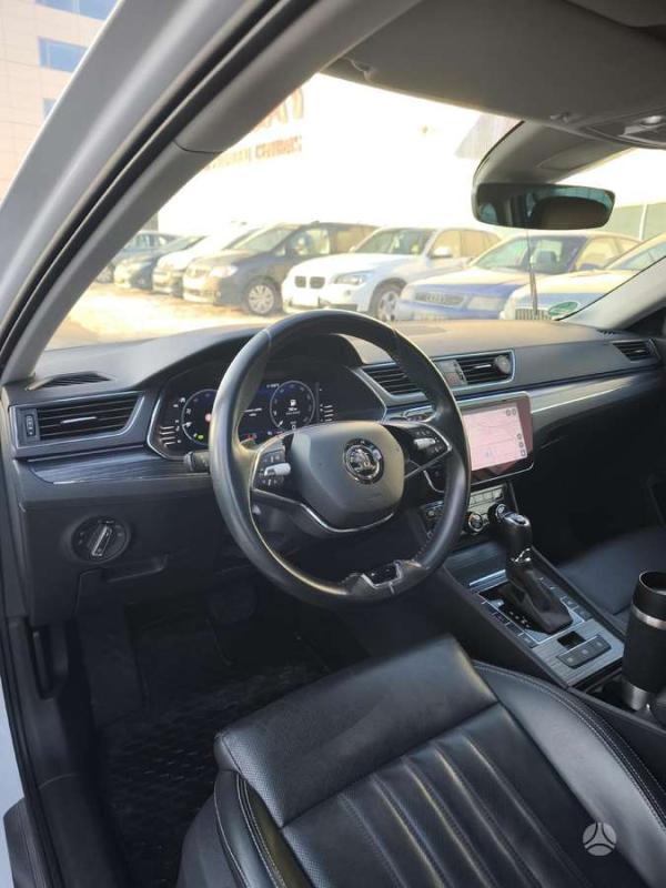 Balts Skoda SuperB 2021 Viļņa, ar dzinēja tilpumu 2.00 L un nobraukumu 209 tūkst. km par 18900 €, foto 11 vietnē AUTOMOTO.COM.LV