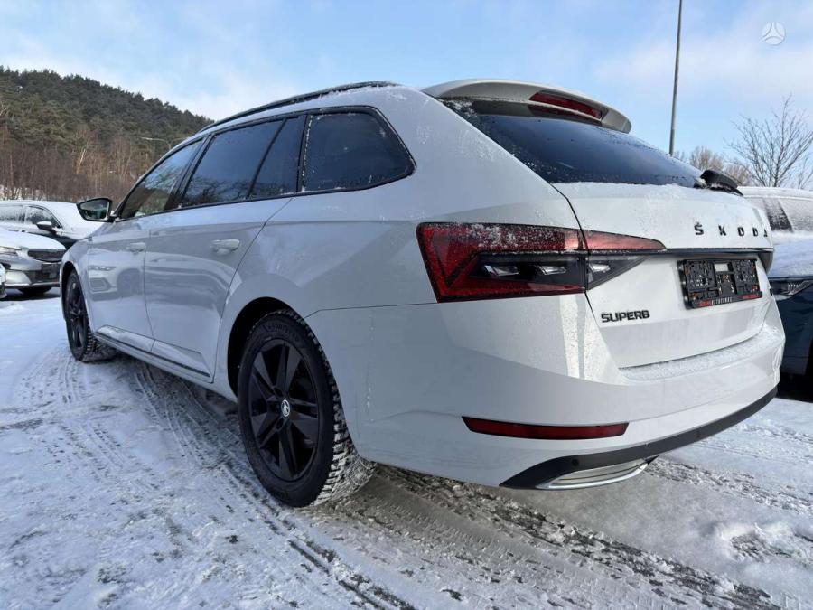 White Skoda SuperB 2021 in Vilnius, with an engine capacity of 1.40 L and mileage of 173 thousand km for 19600 €, photo 4 on AUTOMOTO.COM.LV
