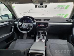 White Skoda SuperB 2021 in Riga, with an engine capacity of 2.00 L and mileage of 180 thousand km for 18500 €, photo 8 on AUTOMOTO.COM.LV