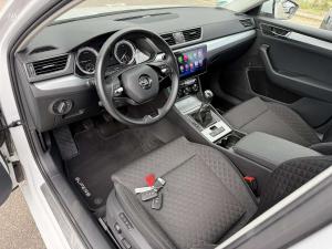 Balts Skoda SuperB 2021 Viļņa, ar dzinēja tilpumu 1.97 L un nobraukumu 204 tūkst. km par 15999 €, foto 17 vietnē AUTOMOTO.COM.LV