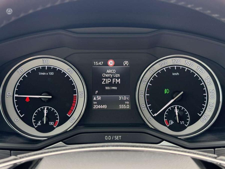 Balts Skoda SuperB 2021 Viļņa, ar dzinēja tilpumu 1.97 L un nobraukumu 204 tūkst. km par 15999 €, foto 48 vietnē AUTOMOTO.COM.LV
