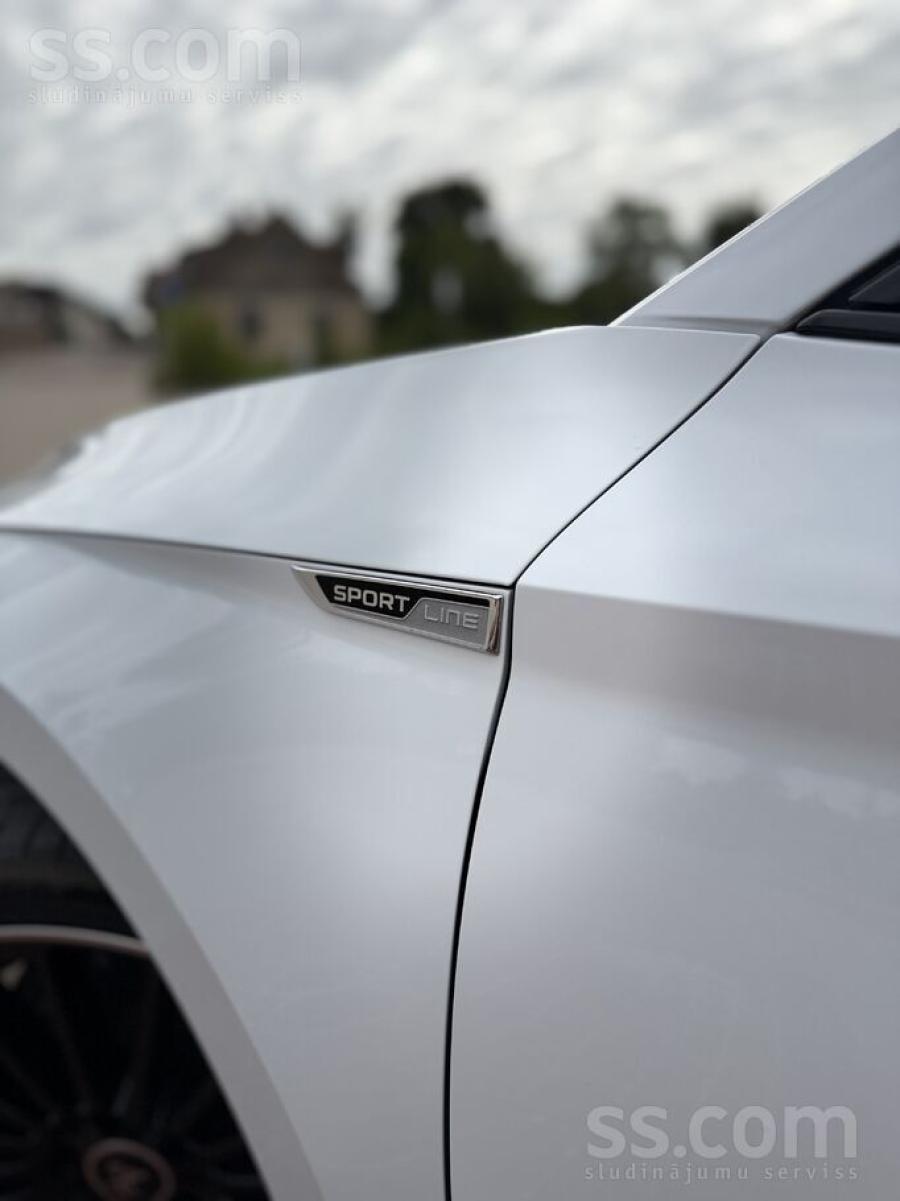 White Skoda SuperB 2021 in Bauska, with an engine capacity of 1.40 L and mileage of 153 thousand km for 21900 €, photo 6 on AUTOMOTO.COM.LV