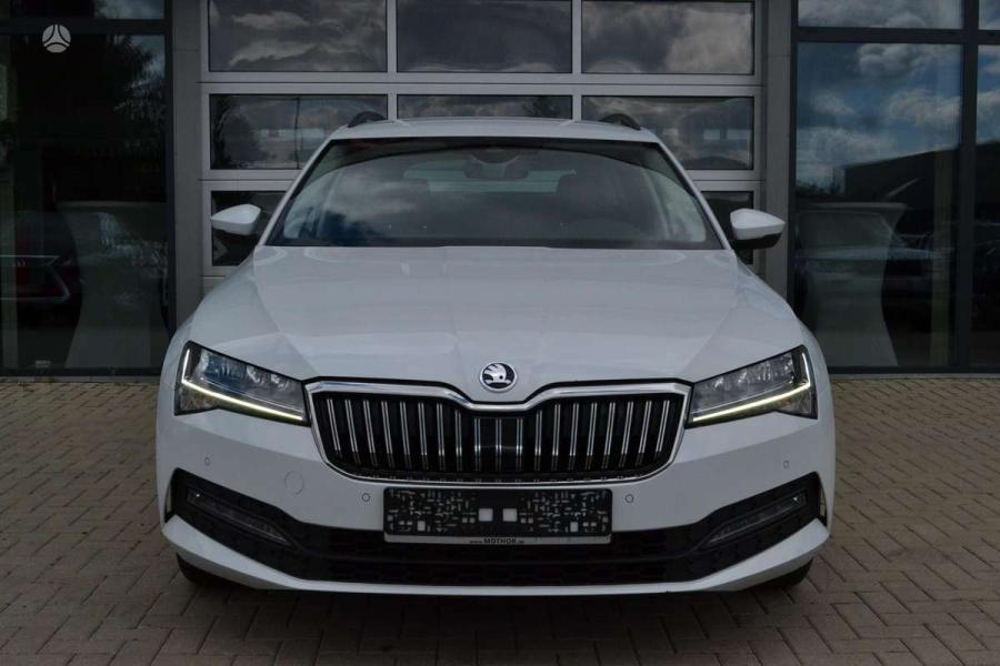 White Skoda SuperB 2021 in Vilnius, with an engine capacity of 1.97 L and mileage of 122 thousand km for 19000 €, photo 4 on AUTOMOTO.COM.LV