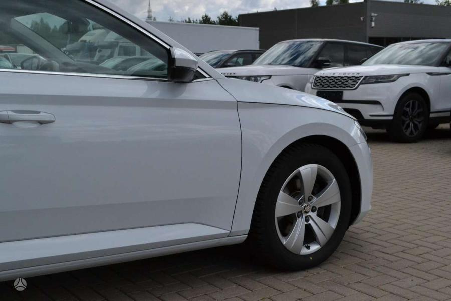 White Skoda SuperB 2021 in Vilnius, with an engine capacity of 1.97 L and mileage of 122 thousand km for 19000 €, photo 15 on AUTOMOTO.COM.LV