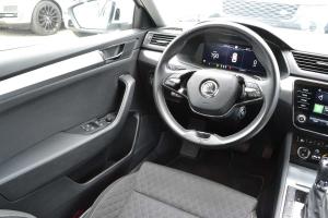 White Skoda SuperB 2021 in Vilnius, with an engine capacity of 1.97 L and mileage of 122 thousand km for 19000 €, photo 36 on AUTOMOTO.COM.LV