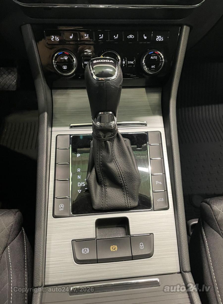 White Skoda SuperB 2022 in Tallinn, with an engine capacity of 1.50 L and mileage of 129 thousand km for 20990 €, photo 20 on AUTOMOTO.COM.LV