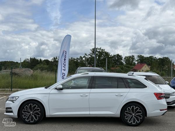 White Skoda SuperB 2022 in Vilnius, with an engine capacity of 2.00 L and mileage of 203 thousand km for 18500 €, photo 3 on AUTOMOTO.COM.LV