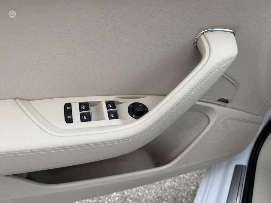 Balts Skoda SuperB 2022 Viļņa, ar dzinēja tilpumu 1.97 L un nobraukumu 203 tūkst. km par 18500 €, foto 23 vietnē AUTOMOTO.COM.LV