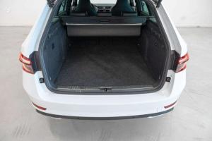 Balts Skoda SuperB 2022 Viļņa, ar dzinēja tilpumu 1.40 L un nobraukumu 147 tūkst. km par 21000 €, foto 23 vietnē AUTOMOTO.COM.LV
